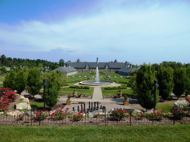 Hours & Directions - Castle Farms