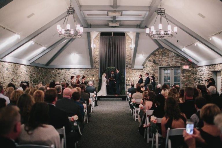 Northern MI Venue | King's Great Hall & Indoor Chapel - Castle Farms