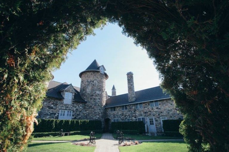 Outdoor Michigan Wedding Locations | Castle Farms Photo Gallery