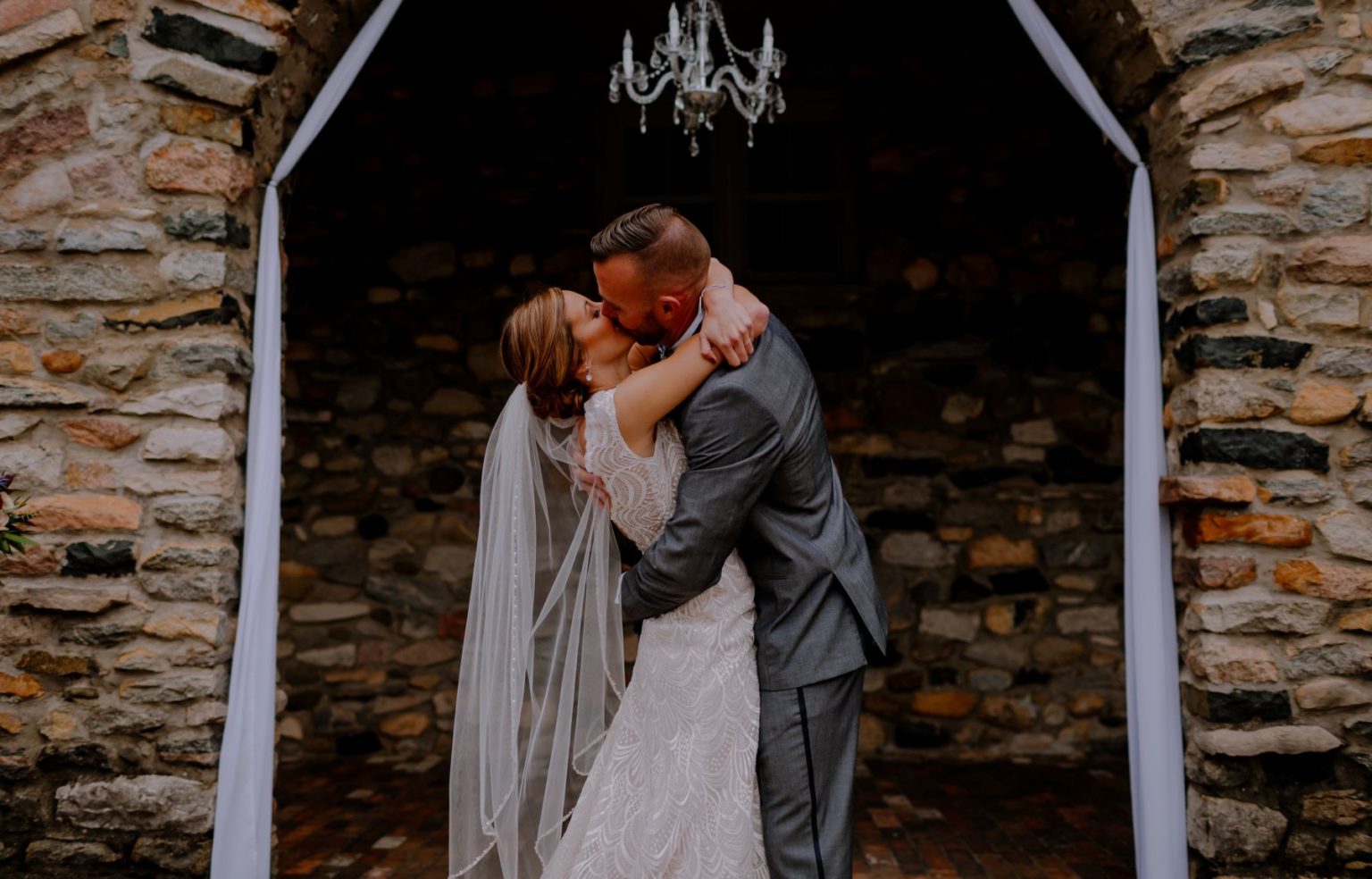 Indoor or Outdoor Wedding? You Can Have Both at Castle Farms - Castle Farms